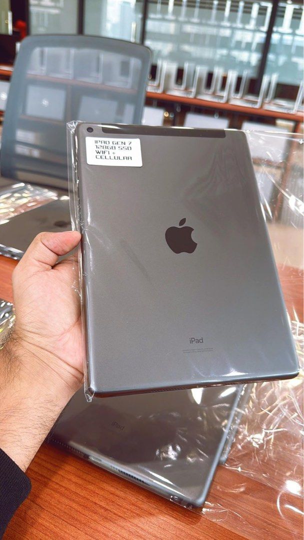 apple ipad 7th gen ,128gb storage, wifi + celluler, Mobile Phones ...