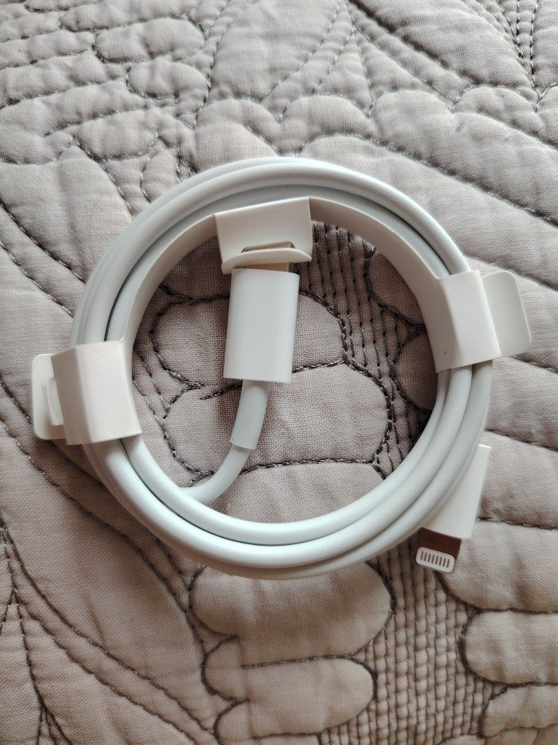 Apple Lightning to USB-C Cable, Mobile Phones & Gadgets, Mobile ...