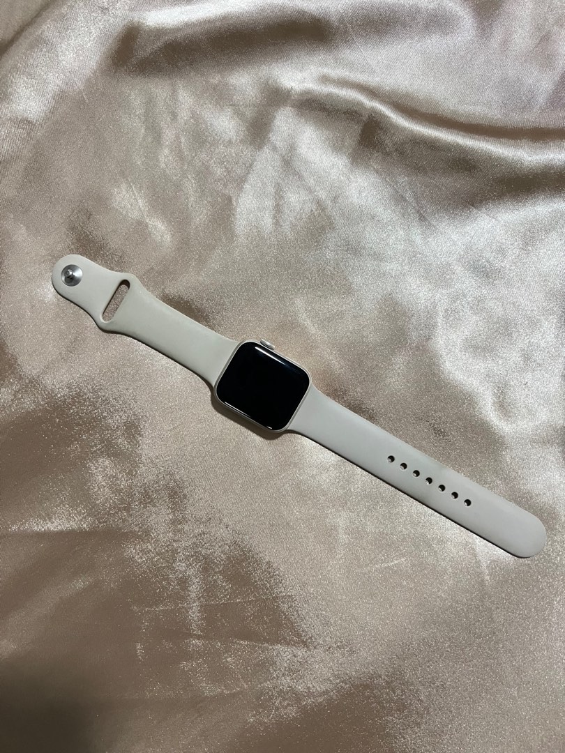 Apple Watch SE - 41mm - White, Mobile Phones & Gadgets, Wearables ...