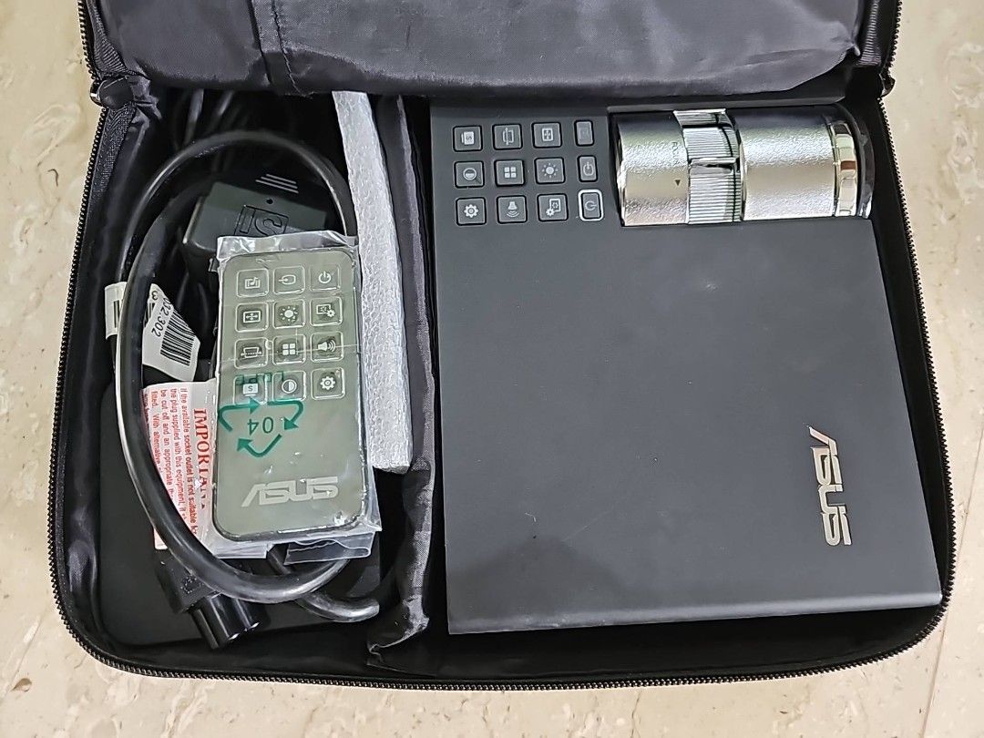 ASUS B1MR LED Projector - Like New, TV & Home Appliances, TV ...