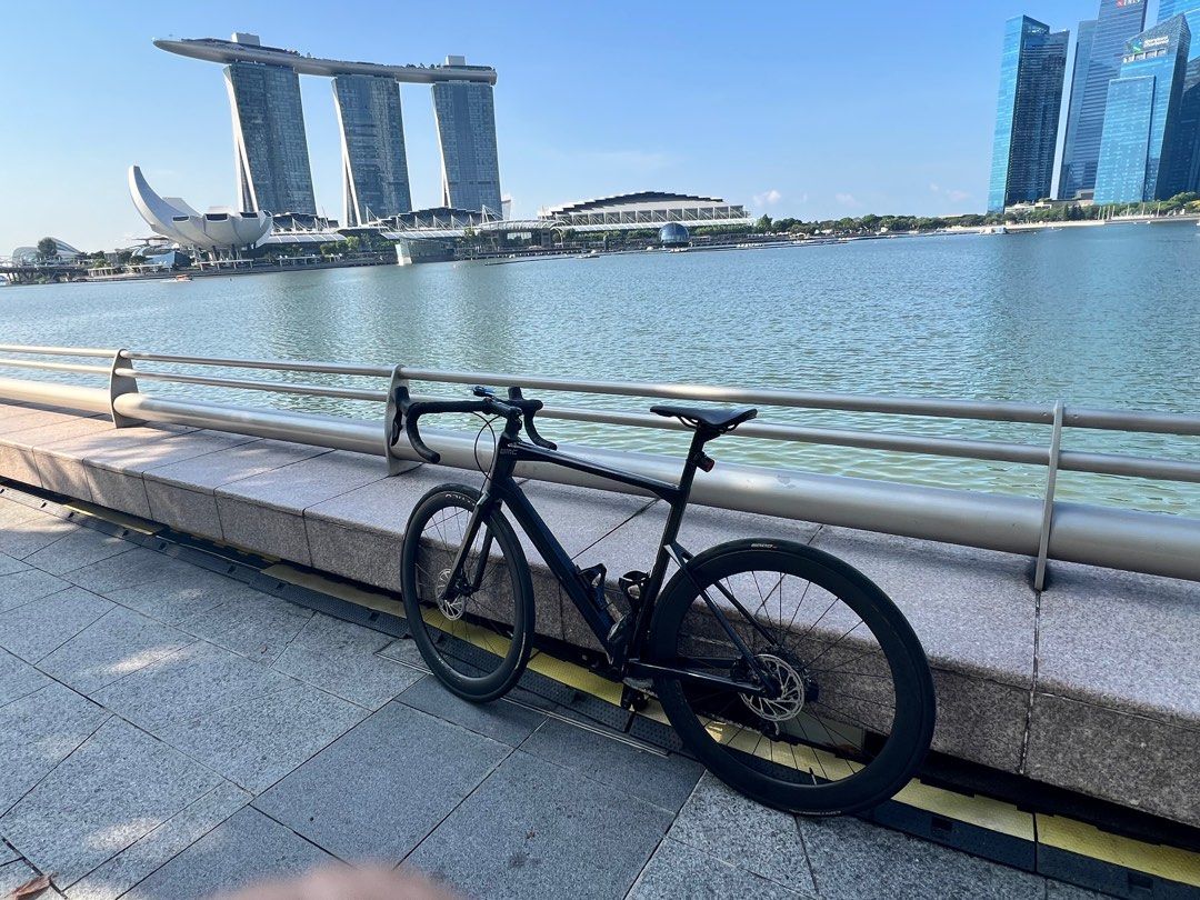 BMC Road Machine 2021 Full carbon (Size 56) with upgrades, Sports ...