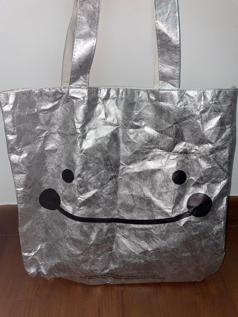 Bondee Silver Tote Bag, Women's Fashion, Bags & Wallets, Tote Bags on ...