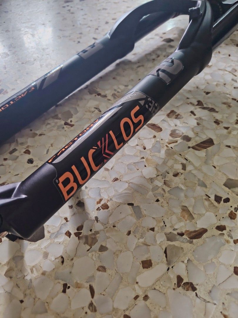 Bucklos Factory Air Suspension Fork, Sports Equipment, Bicycles & Parts ...