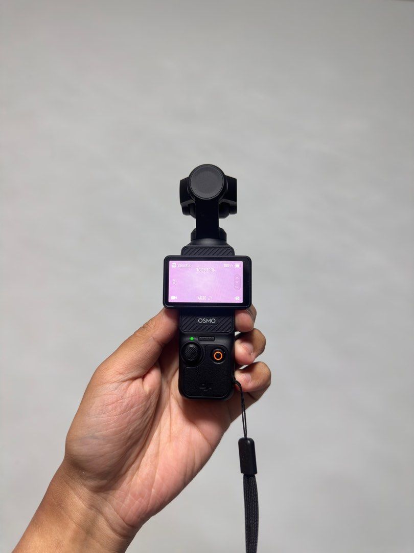 DJI Osmo Pocket 3 Creator Combo, Photography, Cameras on Carousell