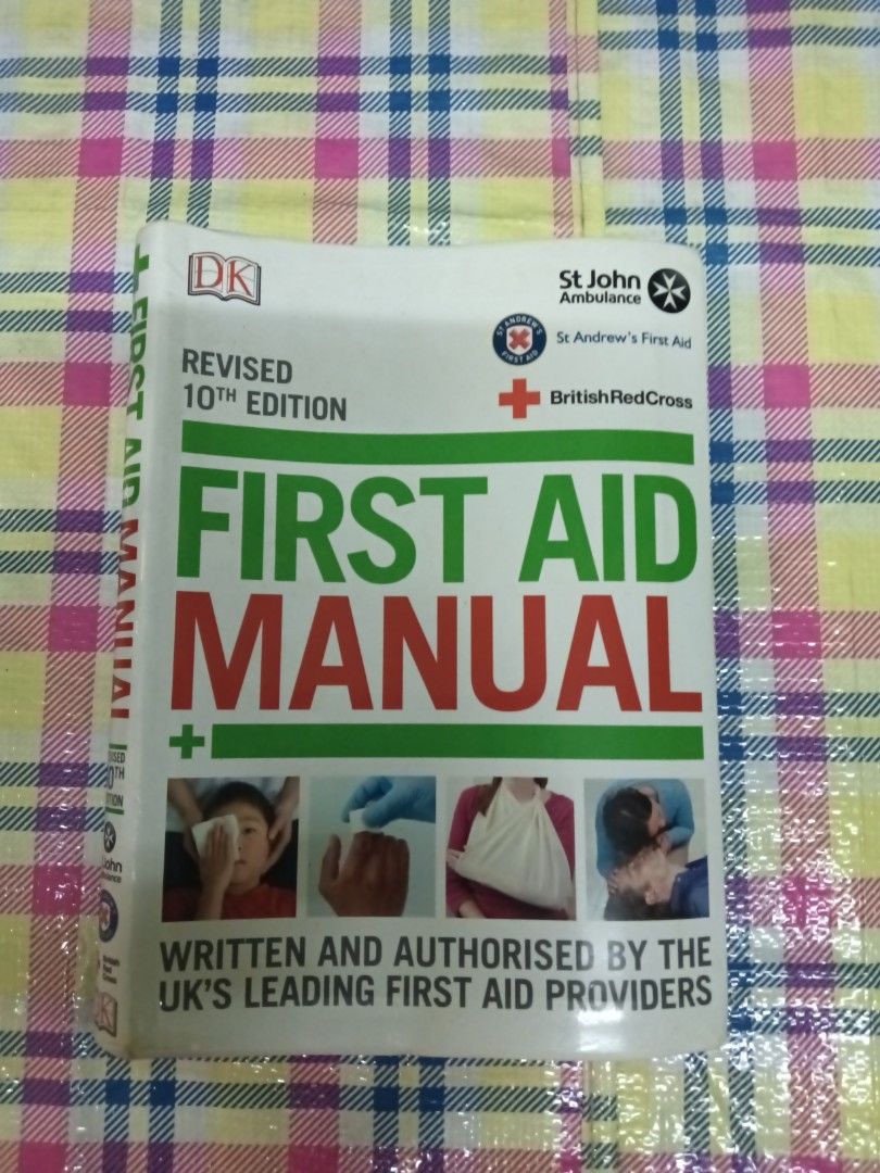 First Aid Manual, Hobbies & Toys, Books & Magazines, Magazines on Carousell