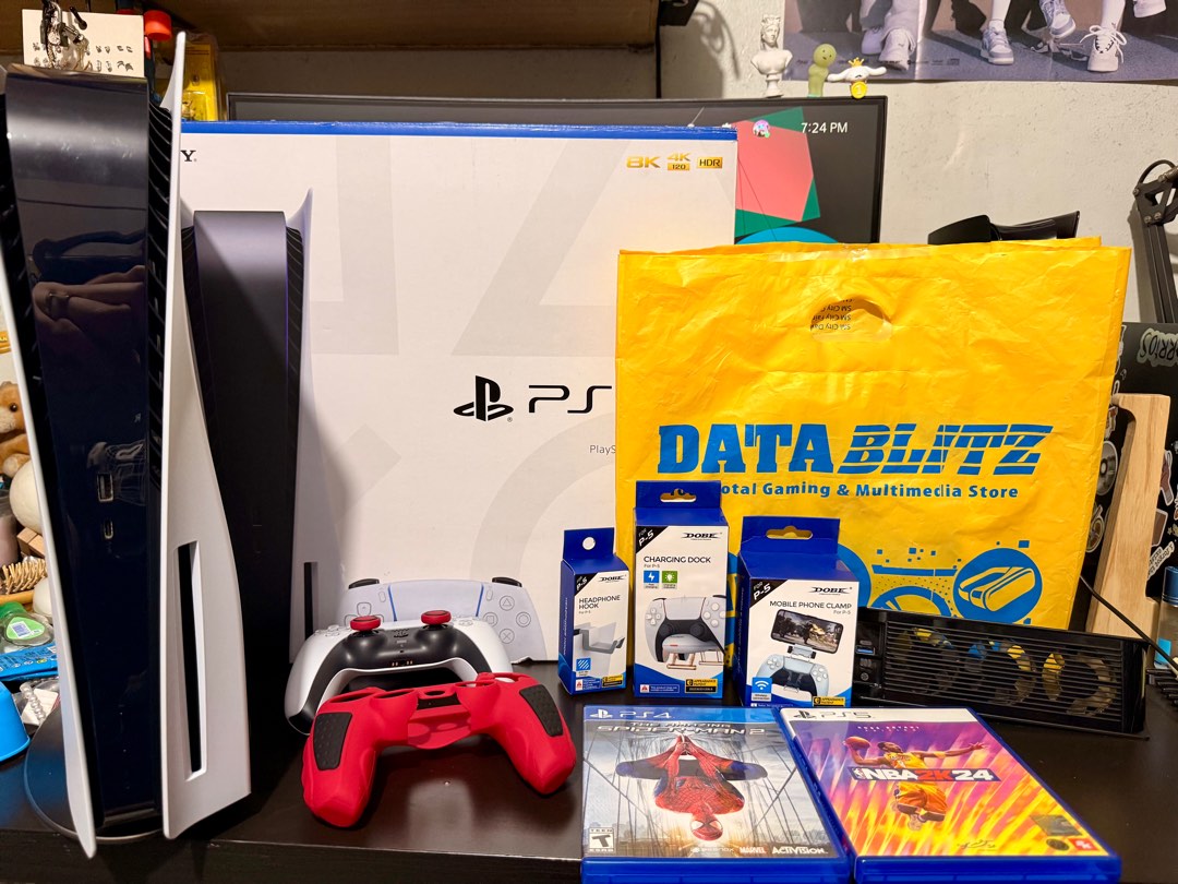 🔥FOR SALE: PS5 FAT 1TB with Games and Accessories - Lady Owned | Barely ...