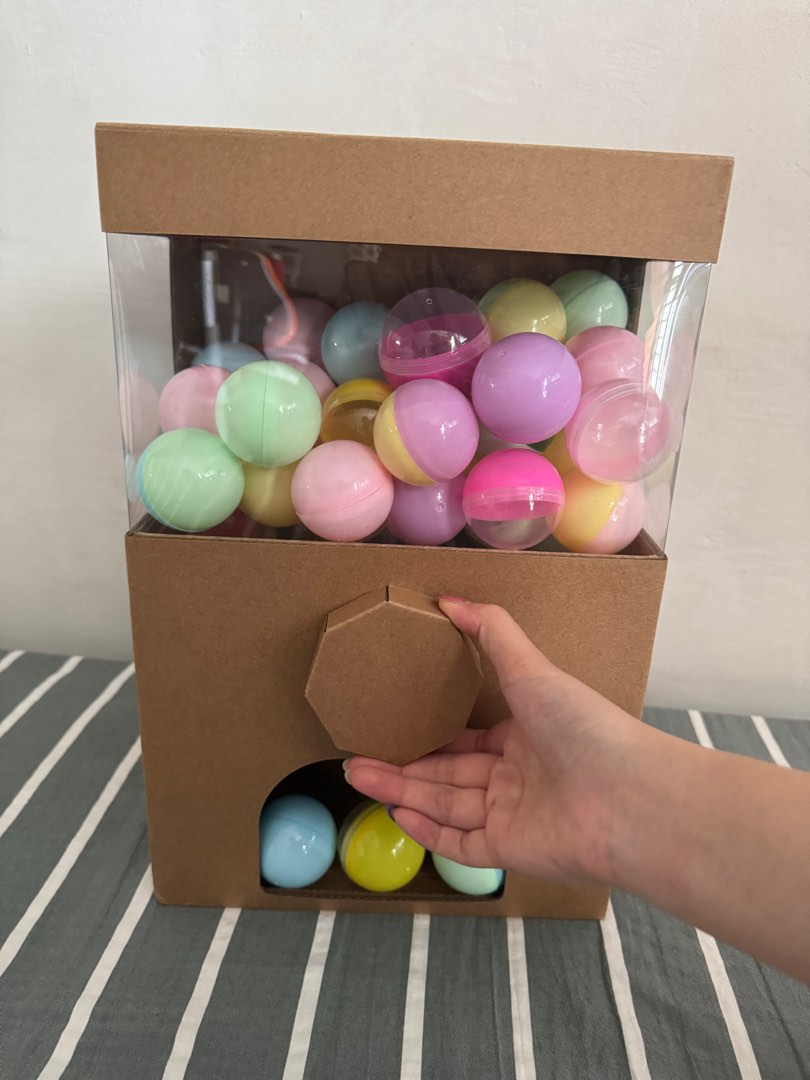 Gachapon Capsule Gumball Machine Cardboard For Parties/ Gifts, Hobbies ...