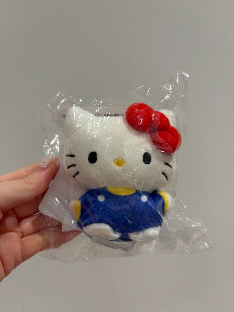 Hello kitty sanrio beanbag squishy, Hobbies & Toys, Memorabilia ...