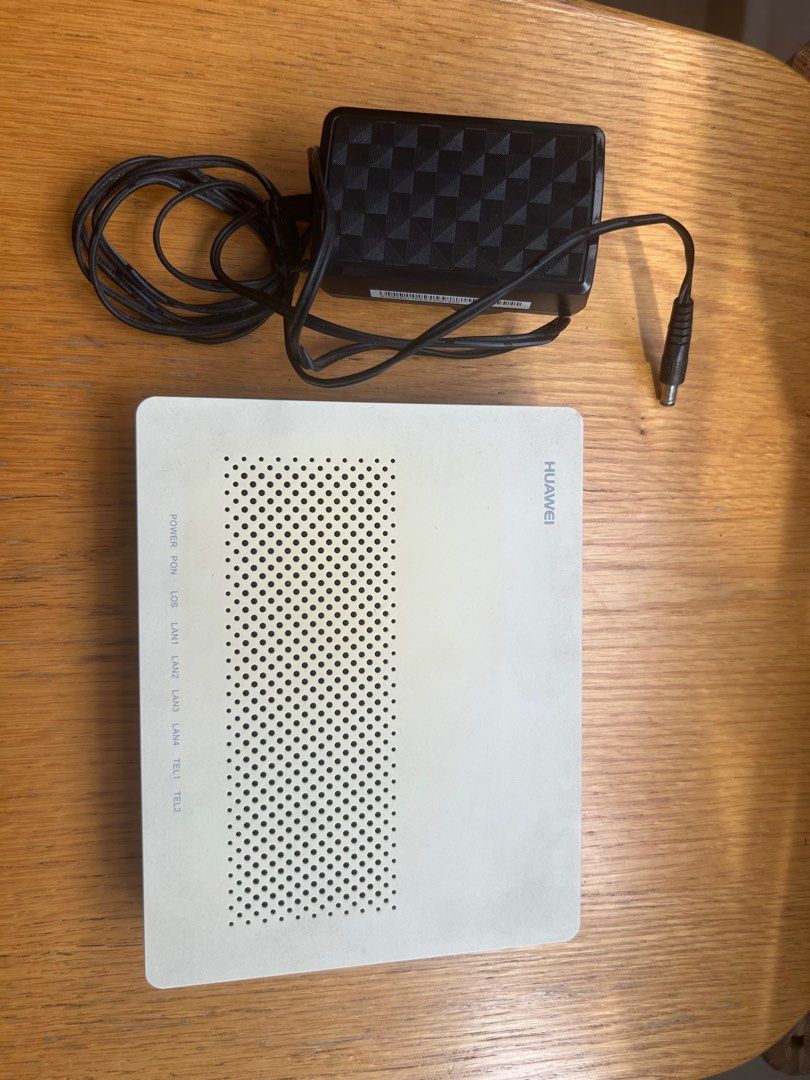 Huawei HG824H GPON Router with Power Adapter, Computers & Tech, Parts ...