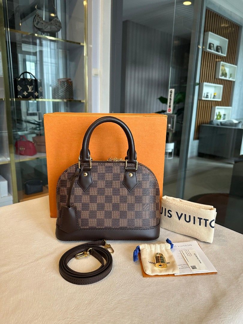 IDR 21.999.999 VVGC LV Alma BB damier GHW 2022 (with box, db, padlock ...