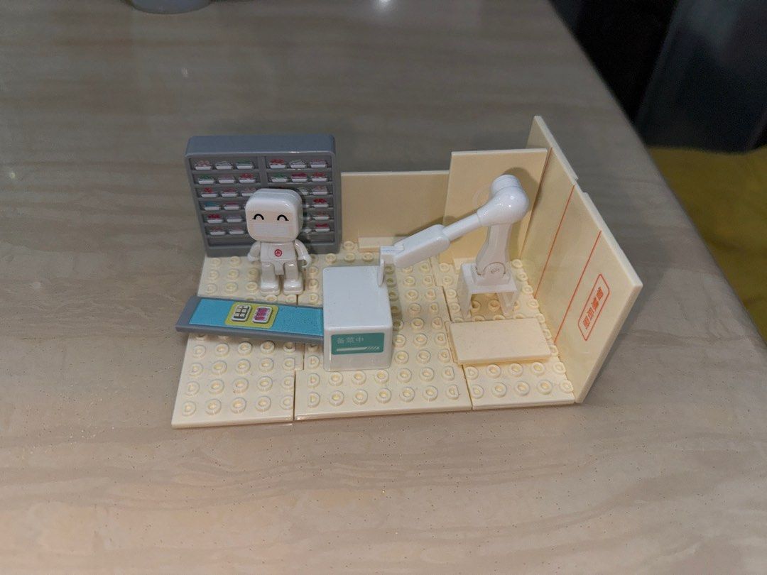 Lego Robot Scene, Hobbies & Toys, Toys & Games on Carousell