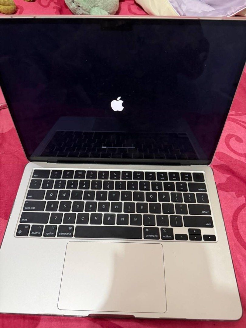 MacBook Air 13-inch M3 2024 - 16GB RAM 13.6", Computers & Tech, Laptops & Notebooks on Carousell