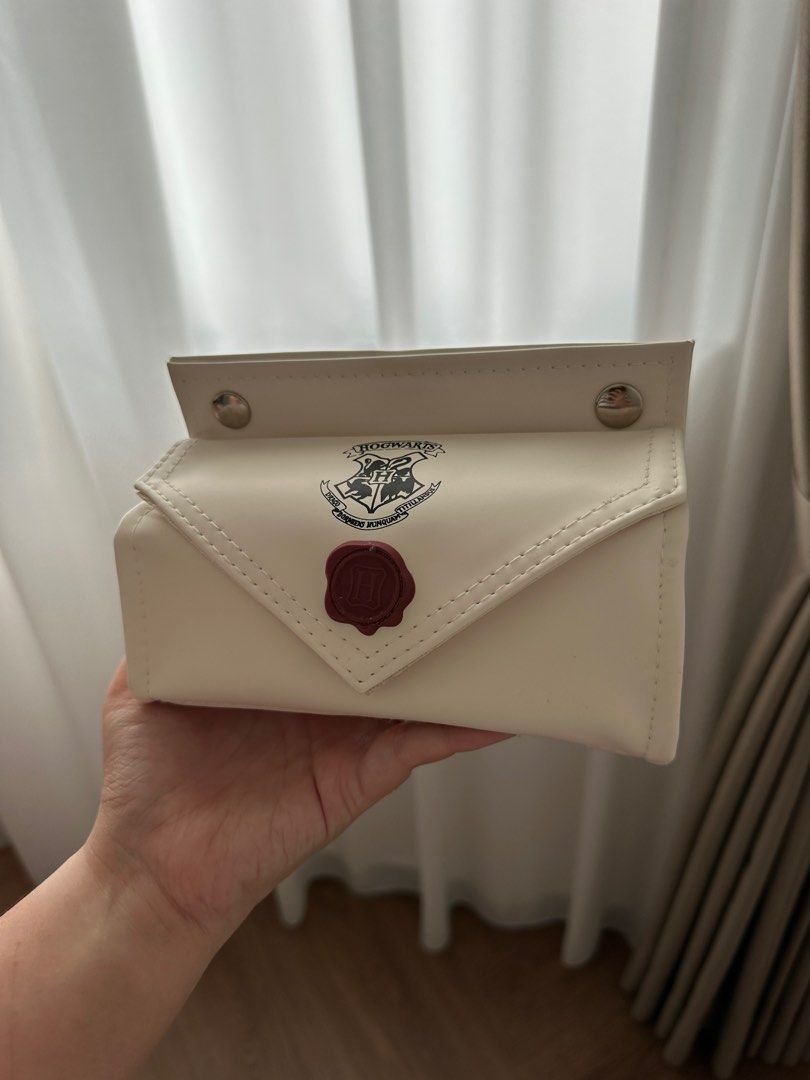 Miniso X Harry Potter Tissue Box, Furniture & Home Living, Home Decor ...