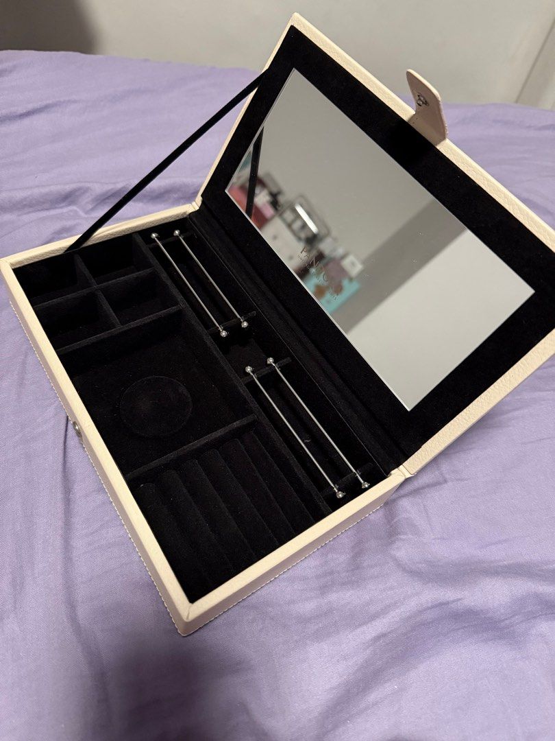 Pandora jewellery box, Women's Fashion, Jewelry & Organisers, Accessory ...