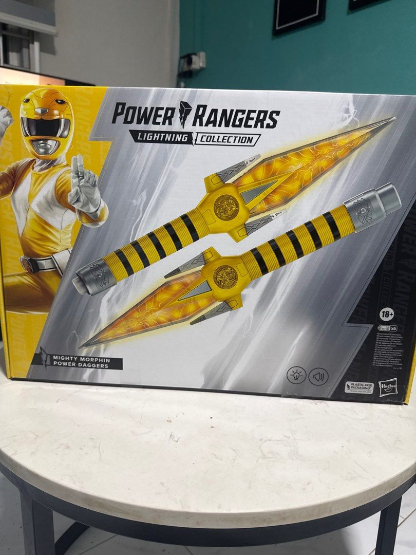 Power Rangers Lightning Collection Mighty Morphin Power Daggers ...