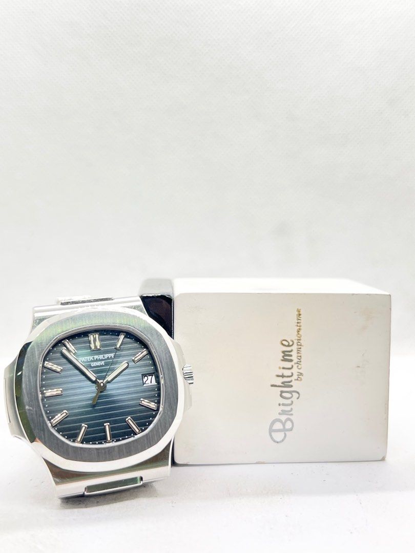 Pre Owned Patek Philippe Nautilus “LED” 5711/1A-001 Blue Dial Automatic ...