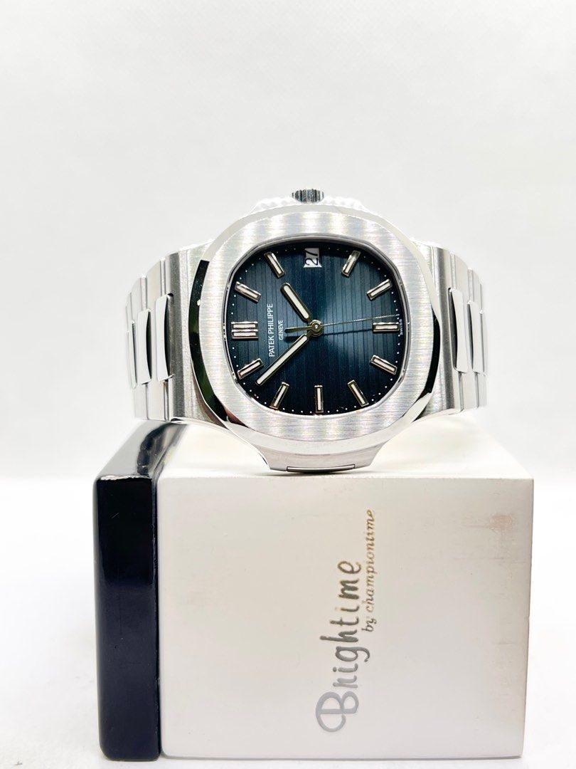 Pre Owned Patek Philippe Nautilus “LED” 5711/1A-001 Blue Dial Automatic ...