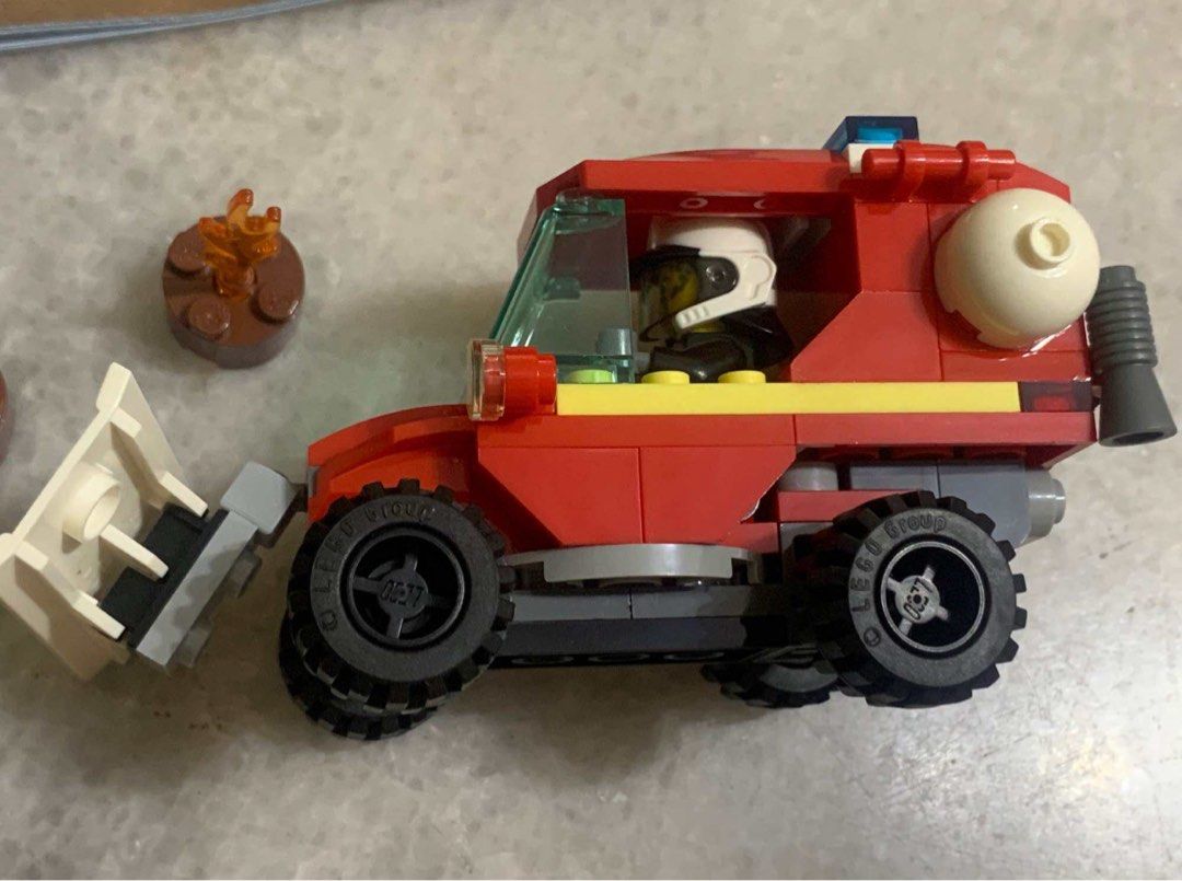 [preLoved] LEGO 60279 City Fire Hazard Truck (wt instruction book ...