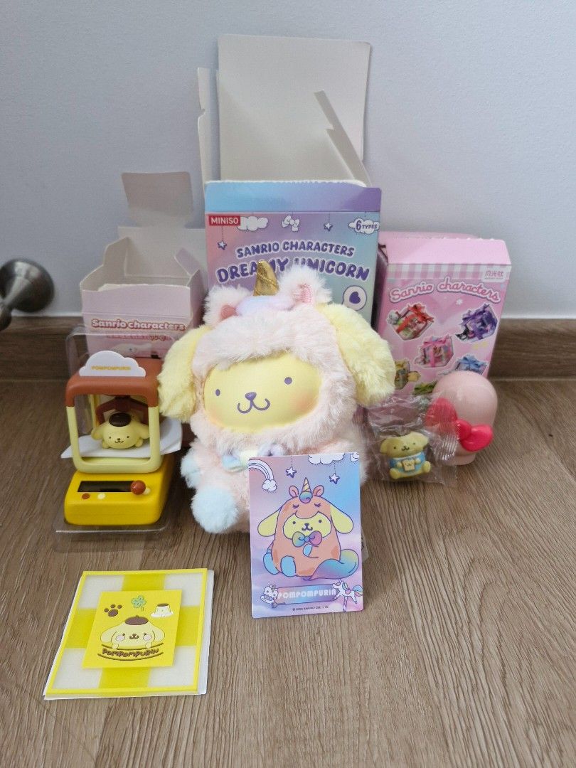 Sanrio assorted items - Pompompurin, Cinnamoroll, Pochacco, Hobbies ...