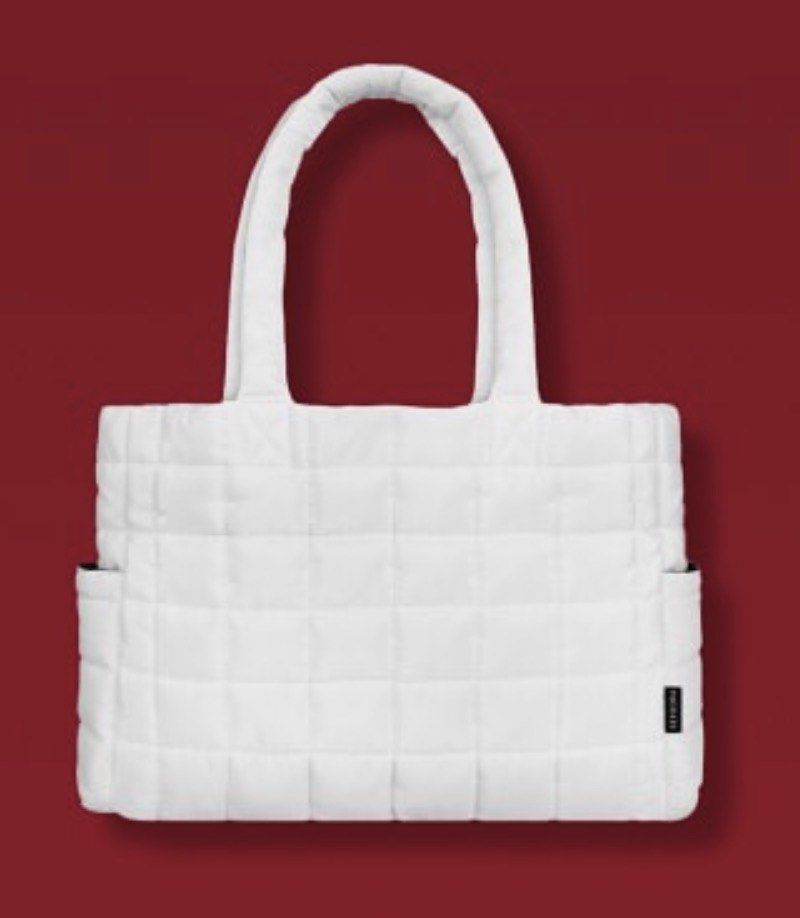 Sephora White Quilted Tote Bag, Women's Fashion, Bags & Wallets, Tote ...