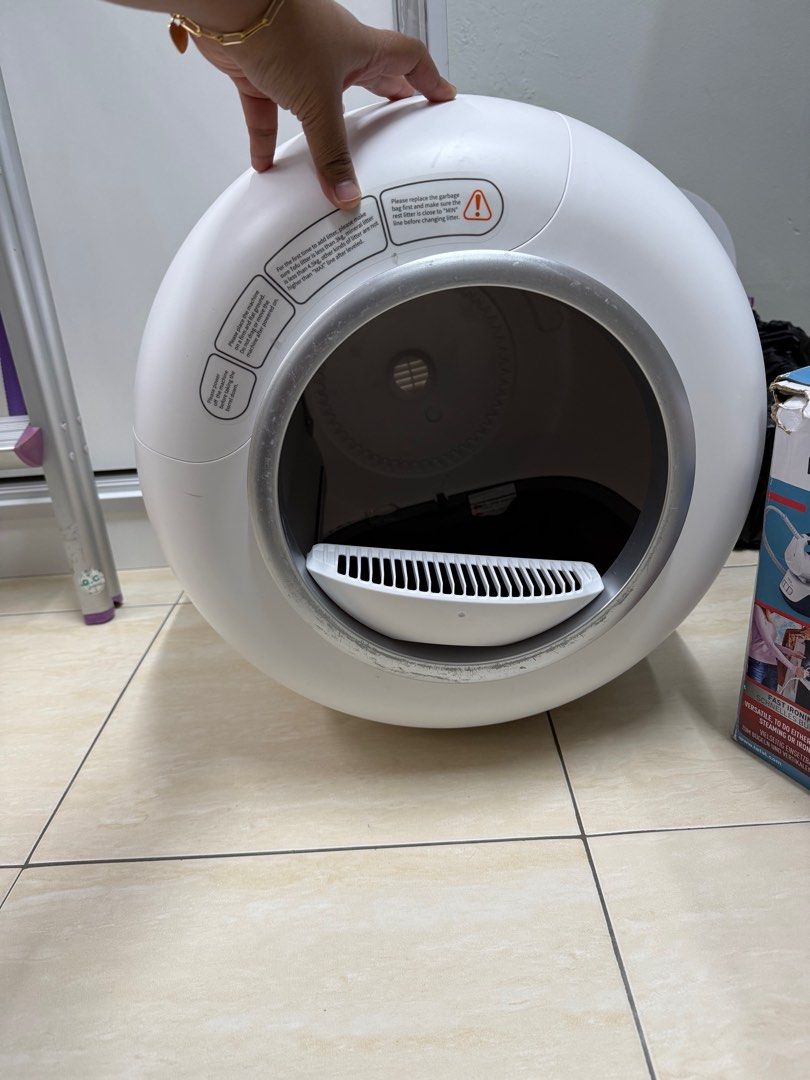 Smart Clean 65L Automatic Cat Litter Box, Pet Supplies, Homes & Other ...