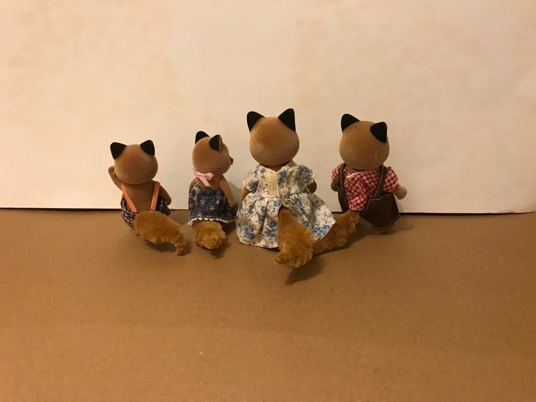 Sylvanian Families Fox Family Renard, Hobbies & Toys, Toys & Games on ...