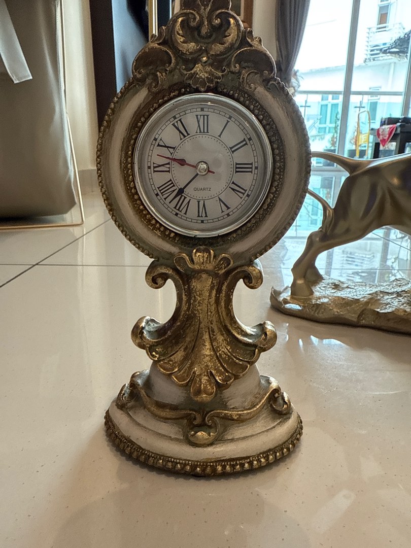 Vintage Quartz Table Clock, Furniture & Home Living, Home Decor, Clocks ...