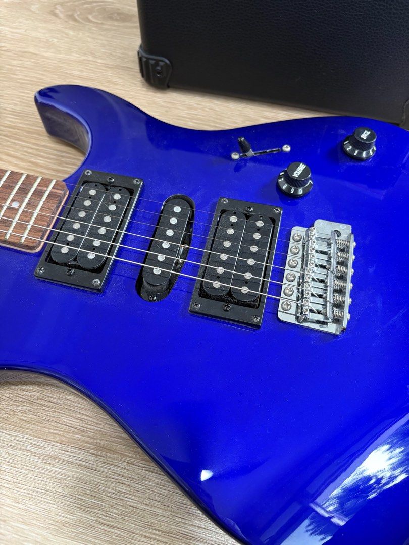 Yamaha ERG121C Electric Guitar with GA-15 Amp, Hobbies & Toys, Musical ...