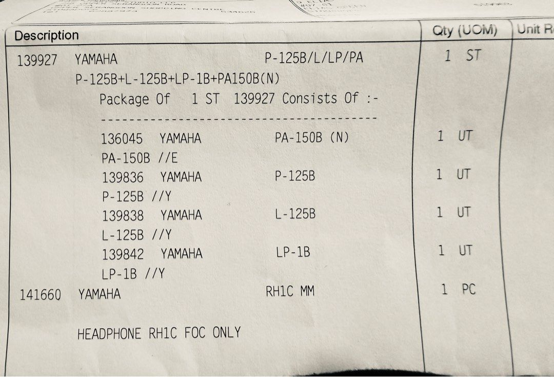 Yamaha P-125B Digital Piano with Stand and Bench, Hobbies & Toys ...