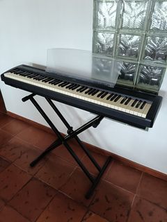 Yamaha Digital Piano, Hobbies & Toys, Musical Instruments on Carousell