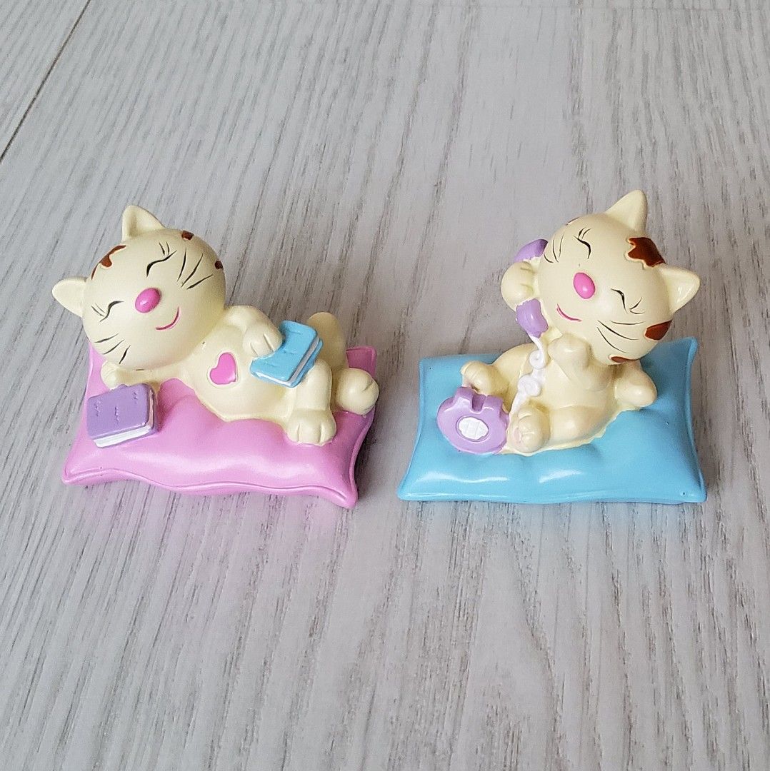 2pcs Set - Small Mini Cat Kitty Kitten on Bed with Phone and Book ...