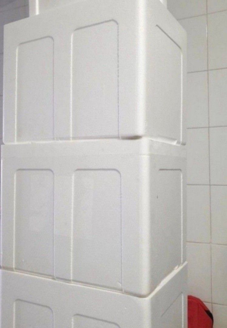 6 Styrofoam Boxes for $10, Furniture & Home Living, Kitchenware ...