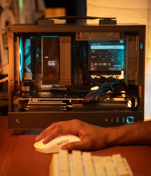 Aftershock Lunchbox Gaming PC: AMD Ryzen 7 7700 + RTX 5070, Computers ...