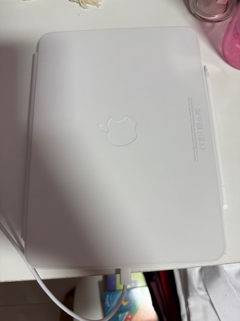 Apple iPad 11” (A16) Wi-Fi 256GB Silver + Magic Keyboard Folio + Apple ...