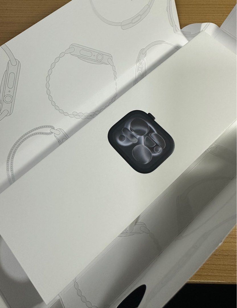 Apple Watch Series 11 42mm - Jet Black, Mobile Phones & Gadgets ...