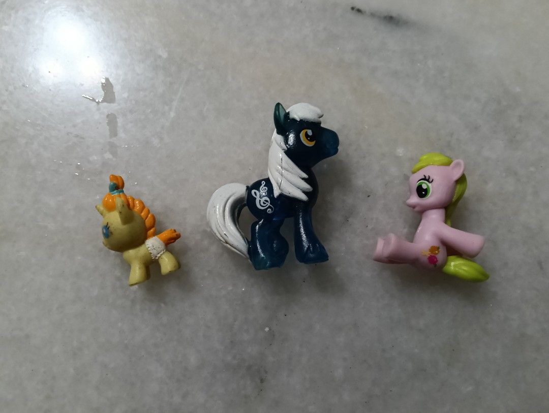 Assorted My Little Pony & Sanrio Hello Kitty Toy Mini Blind Box Toy ...