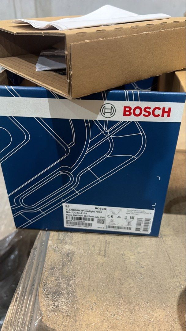 Bosch FLEXIDOME IP Starlight 7000 Camera, Furniture & Home Living ...