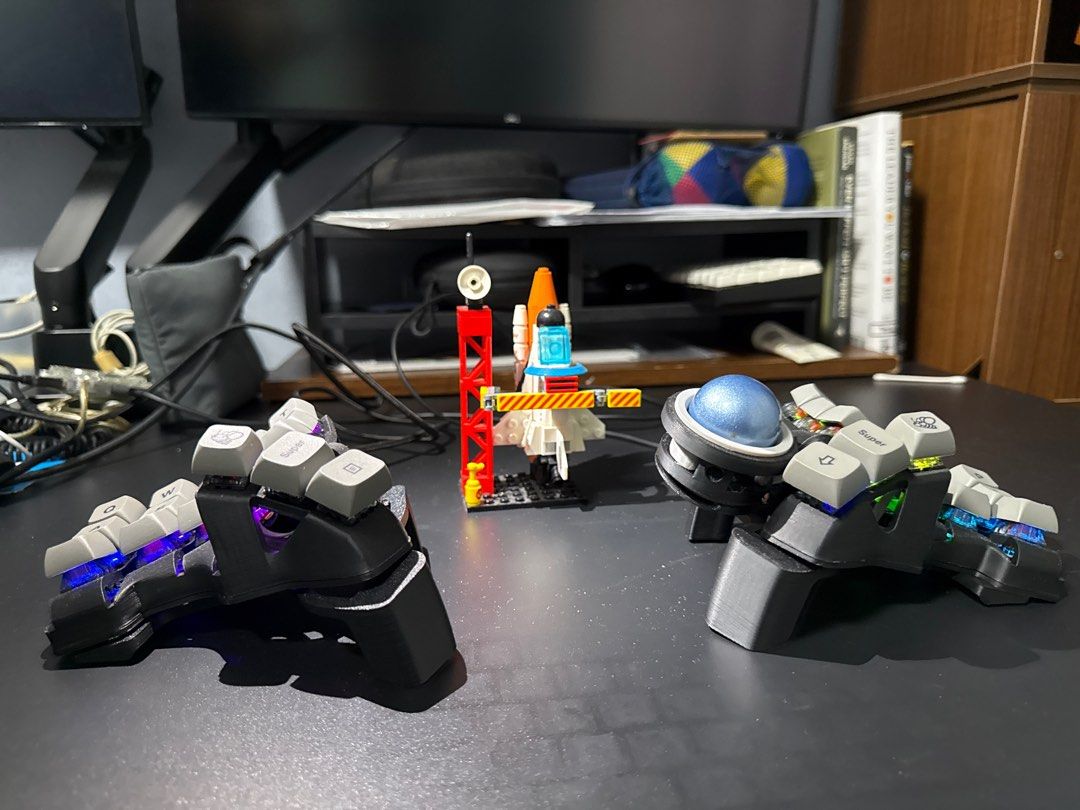 Charybdis bastard tbk mini - Custom Split Ergonomic Keyboard with ...