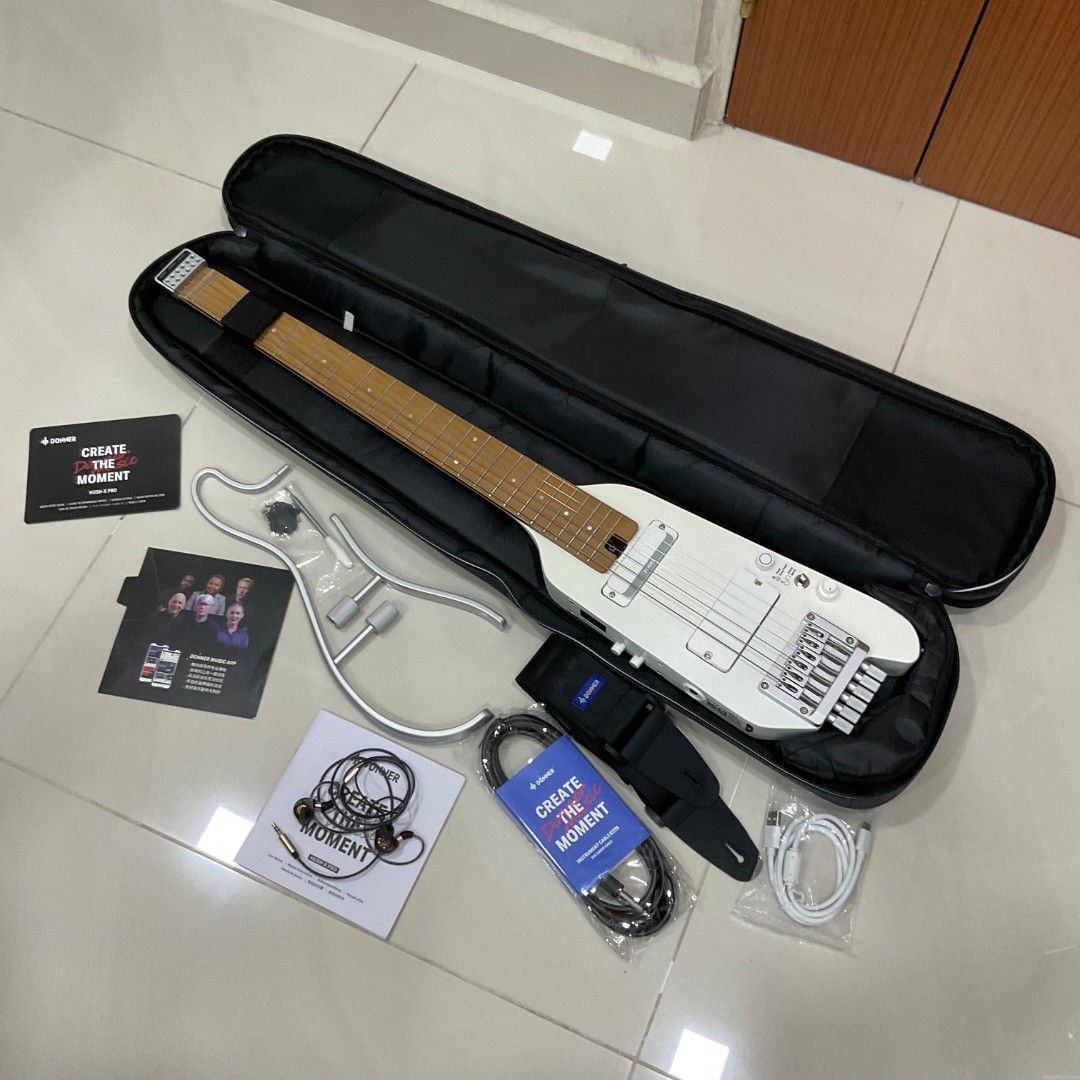 Donner HUSH X Pro Electric Travel Guitar White, not hofner nor ...