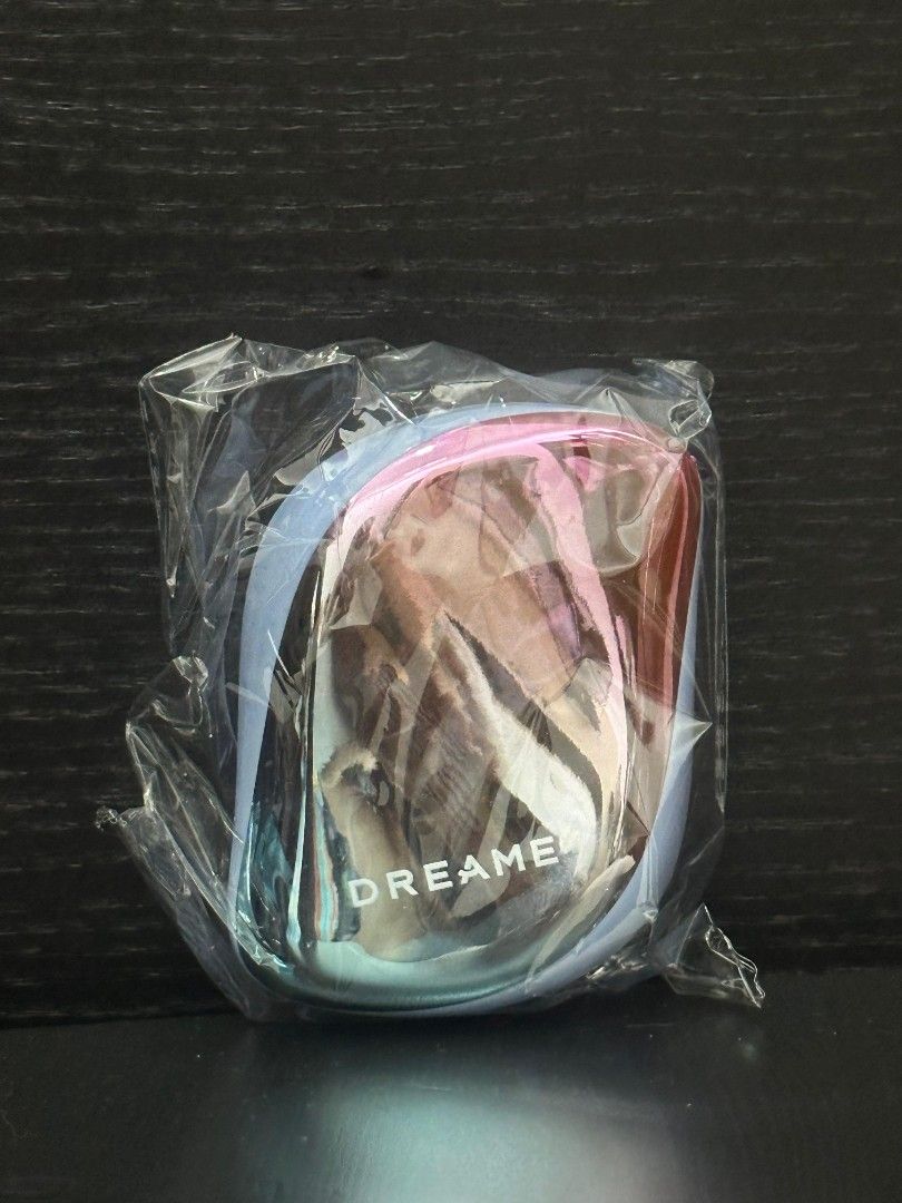 Dreame Hair Brush - New in Packaging, Beauty & Personal Care, Hair ...