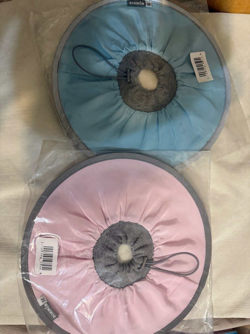 EZ Pet Cloudy Premium Elizabeth Ring - M Size, Pet Supplies, Homes ...