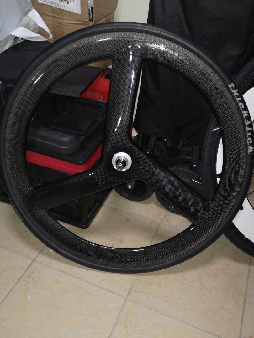 front displaced carbon trispoke, Sports Equipment, Bicycles & Parts ...