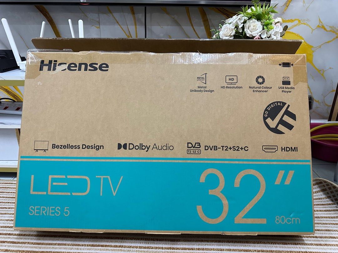 Hisense 32" LED TV Series 5, TV & Home Appliances, TV & Entertainment ...