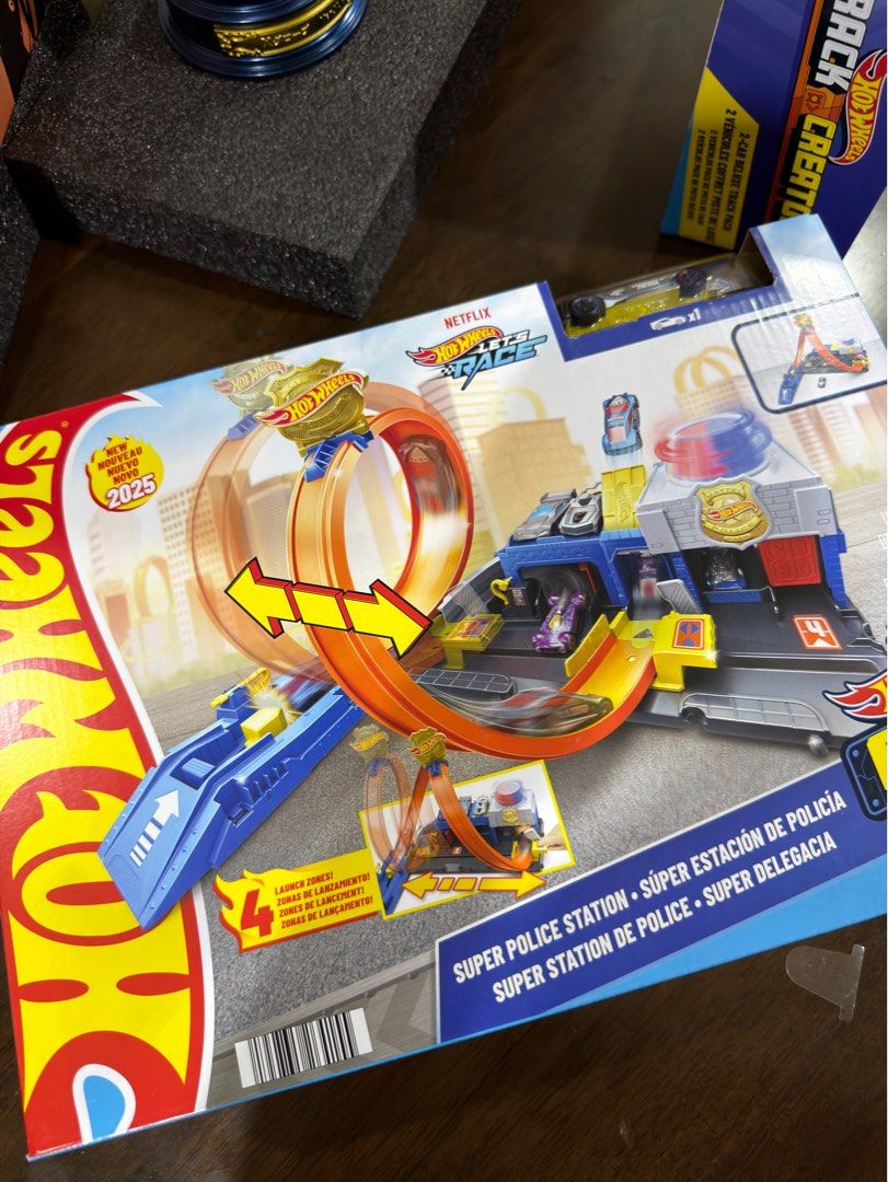Hot Wheels Playset City Super Police Station, Hobbies & Toys, Toys ...