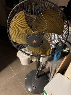 Generic Box Fan with Timer and Speed Settings, Furniture & Home Living ...