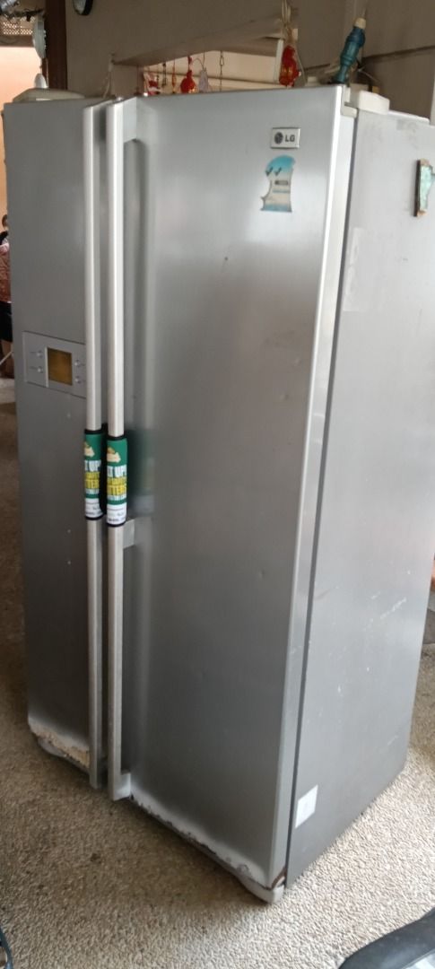 LG Side-by-Side Double Door Freezer/Fridge S$80, TV & Home Appliances ...