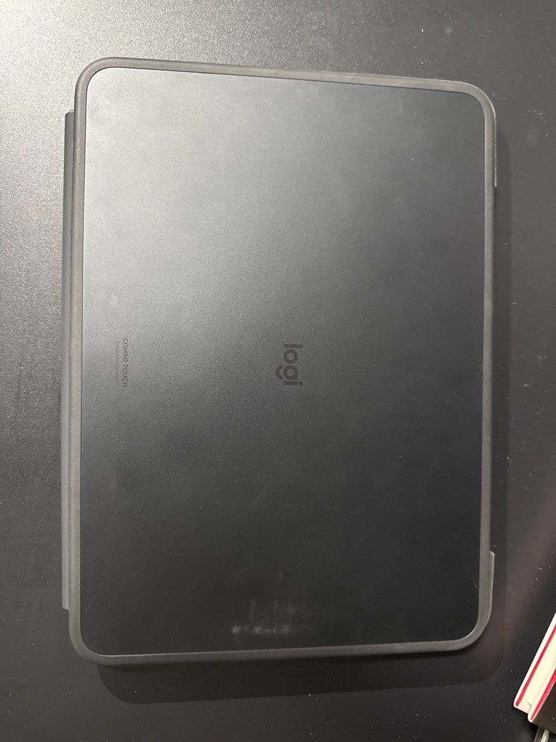 Logi Combo Touch iPad Pro 11 inch M4 Keyboard Case, Mobile Phones ...