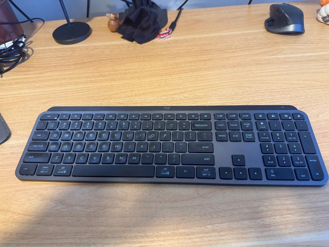 Logitech MX Keys Wireless Keyboard - like new!! Barely used, Computers ...