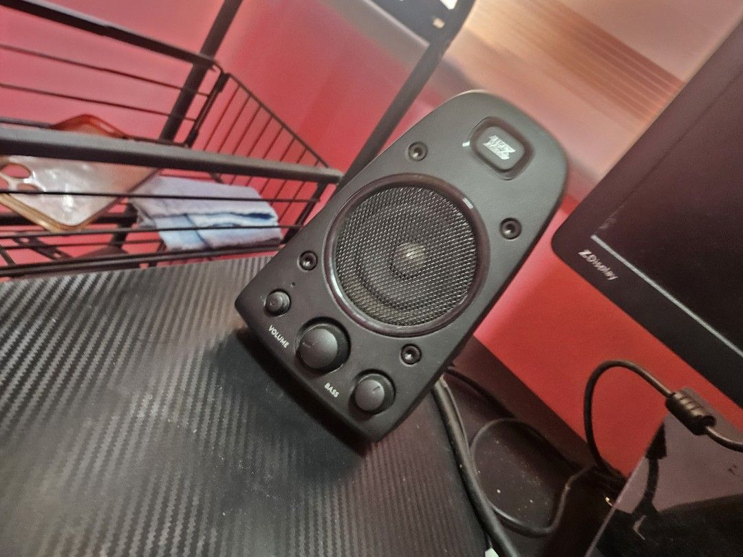 Logitech Speaker System with Subwoofer 2.1, Audio, Soundbars, Speakers ...