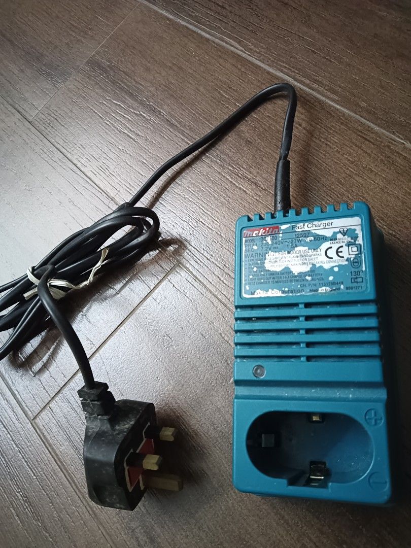 Makita Fast Charger 7.2 volt charger, Mobile Phones & Gadgets, Mobile ...